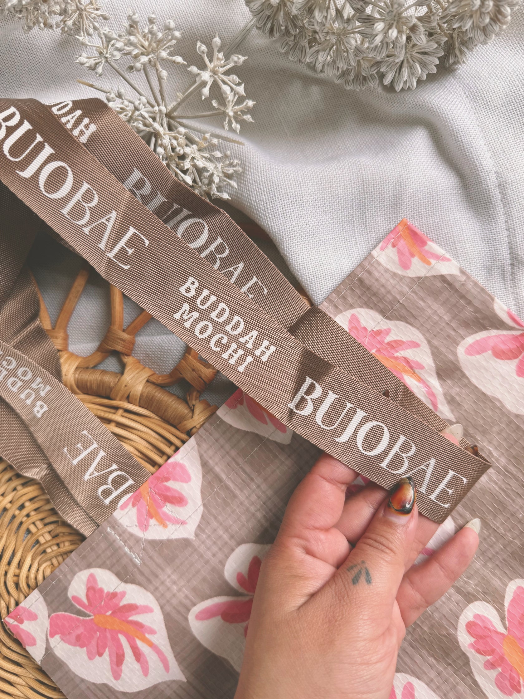 Hilo White Anthurium | MANINI Bombucha Bag by BUDDAH MOCHI KIDS x Bujo ...